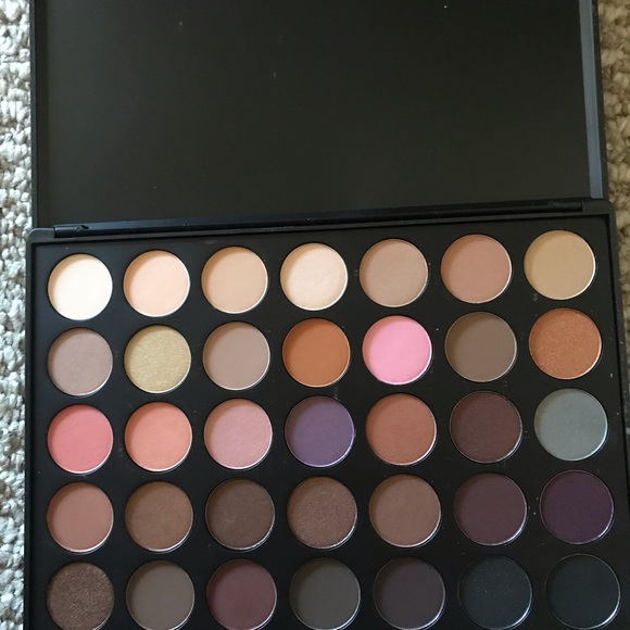 Morphe | Makeup | Morphe 35w 30 Colors Eyeshadow Matte Authentic ...